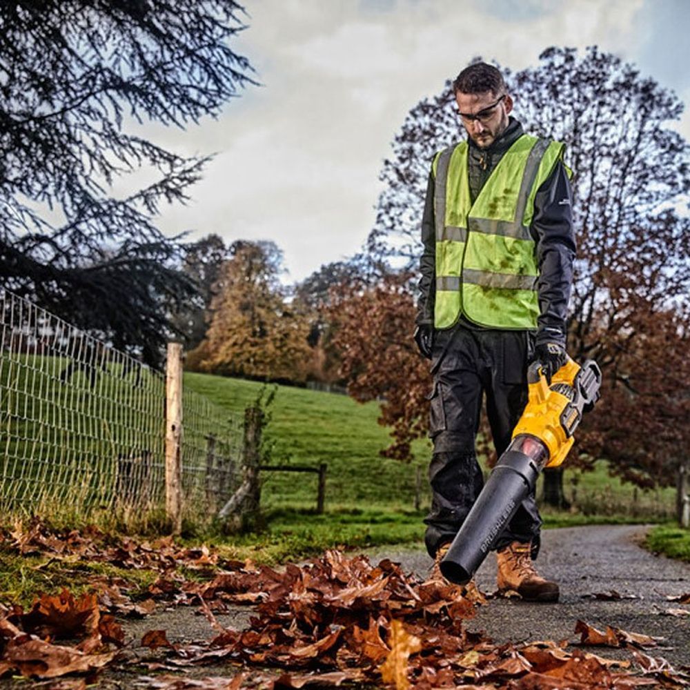 DeWalt DCV100-XJ 18V XR Cordless Compact Blower (Tool Only)