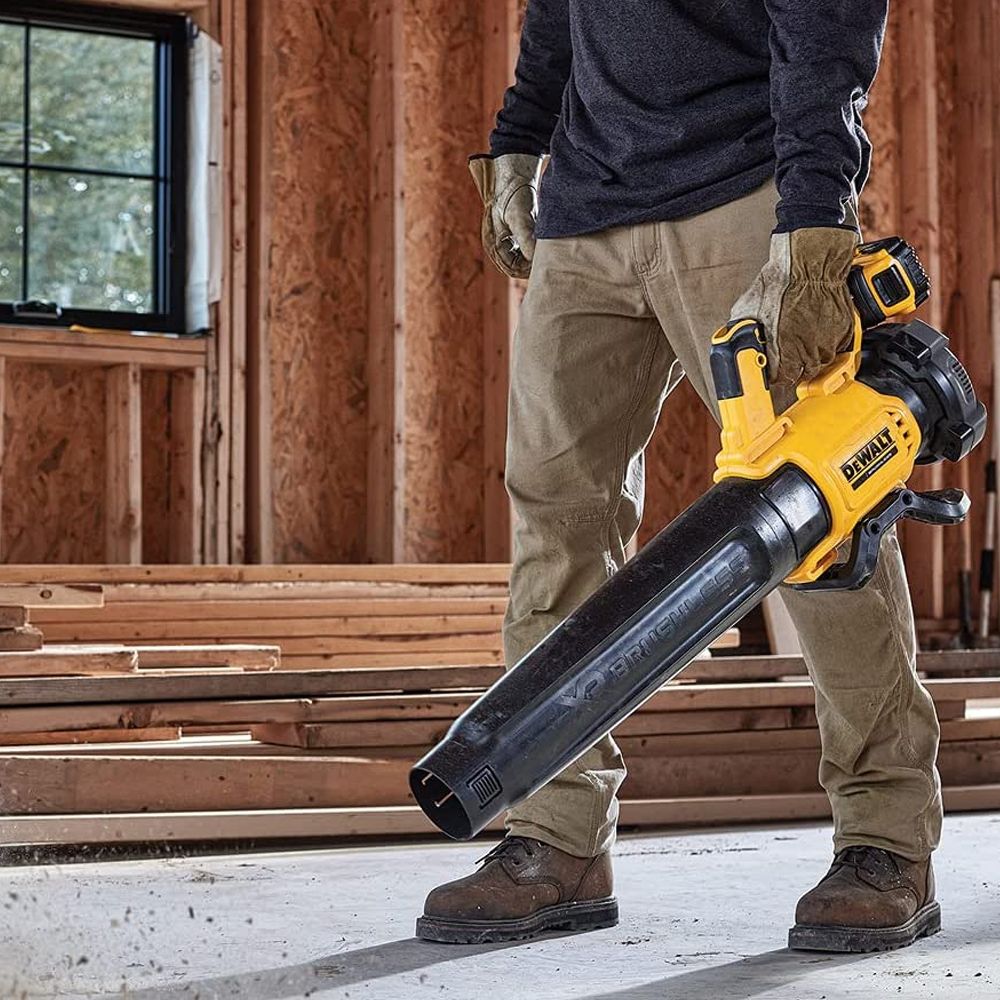 DeWalt DCV100-XJ 18V XR Cordless Compact Blower (Bundle Builder)