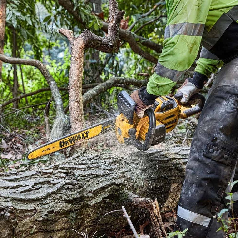 DeWalt DCMCS575N-XJ 54V XR FLEXVOLT 50cm Cordless Chainsaw (Tool Only)