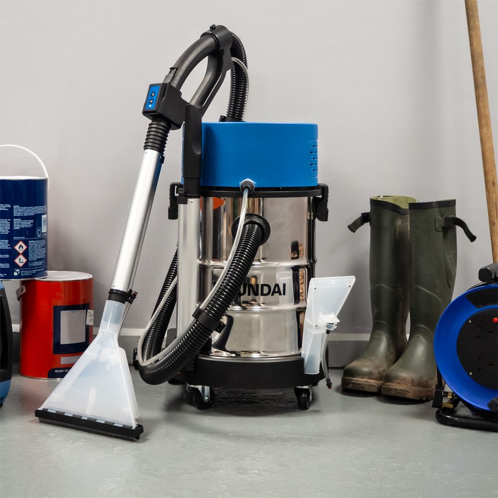 Hyundai HYVI3014 1400W 3-in-1 Wet & Dry Vacuum Cleaner. Free UK delivery