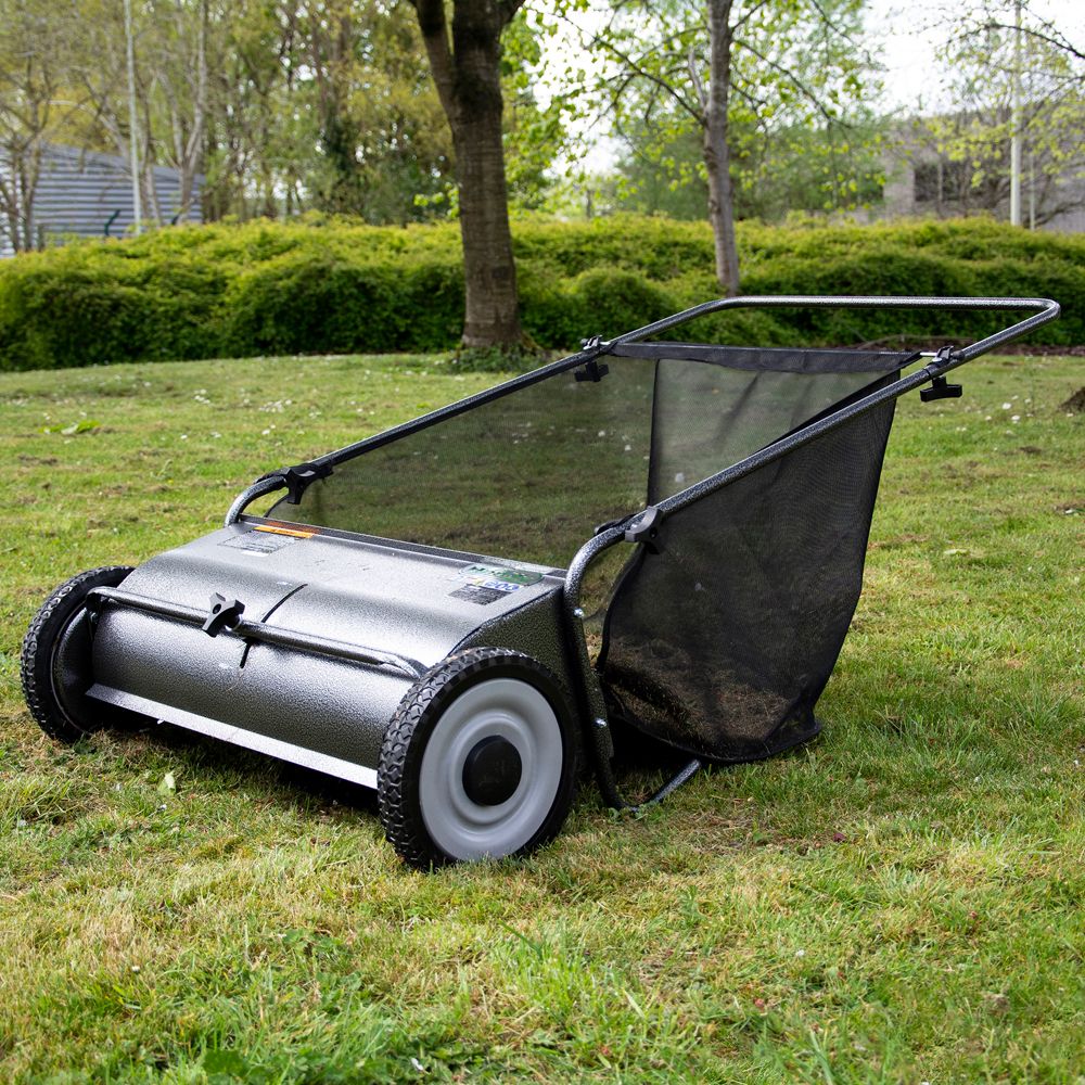 Agri-Fab 45-0218 26" Push Lawn Sweeper