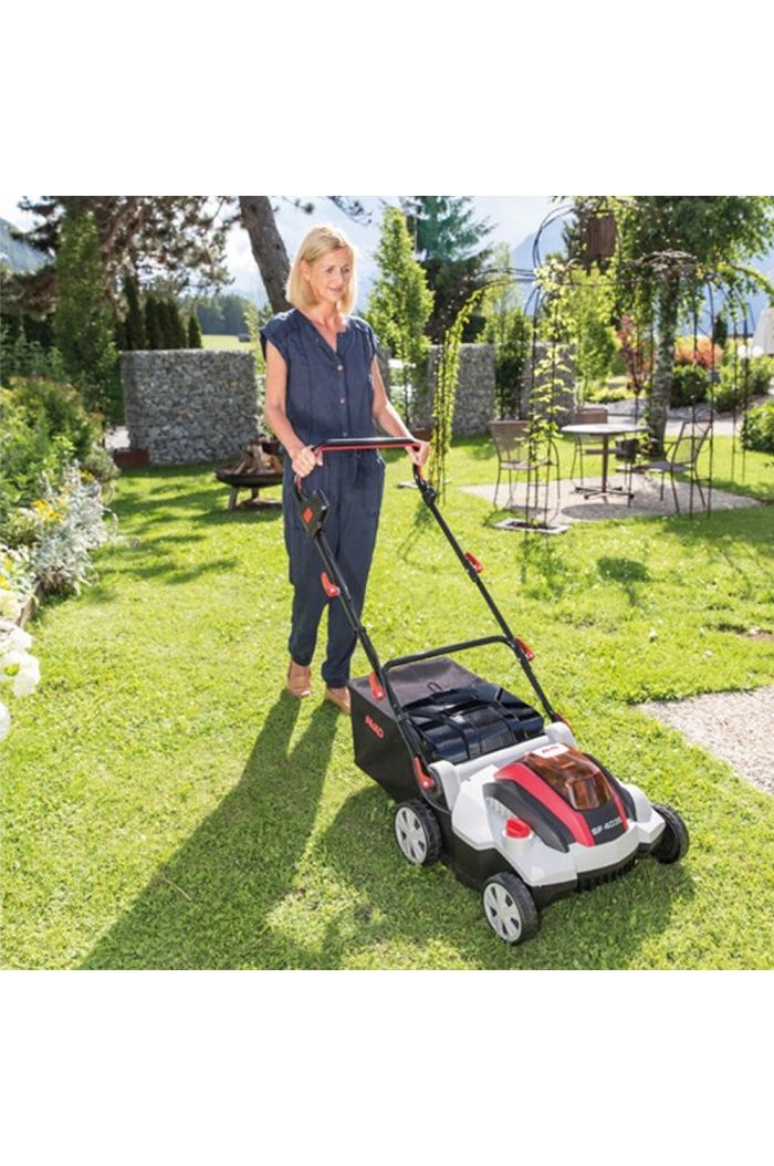 Cordless | Battery-Powered Lawn Scarifiers