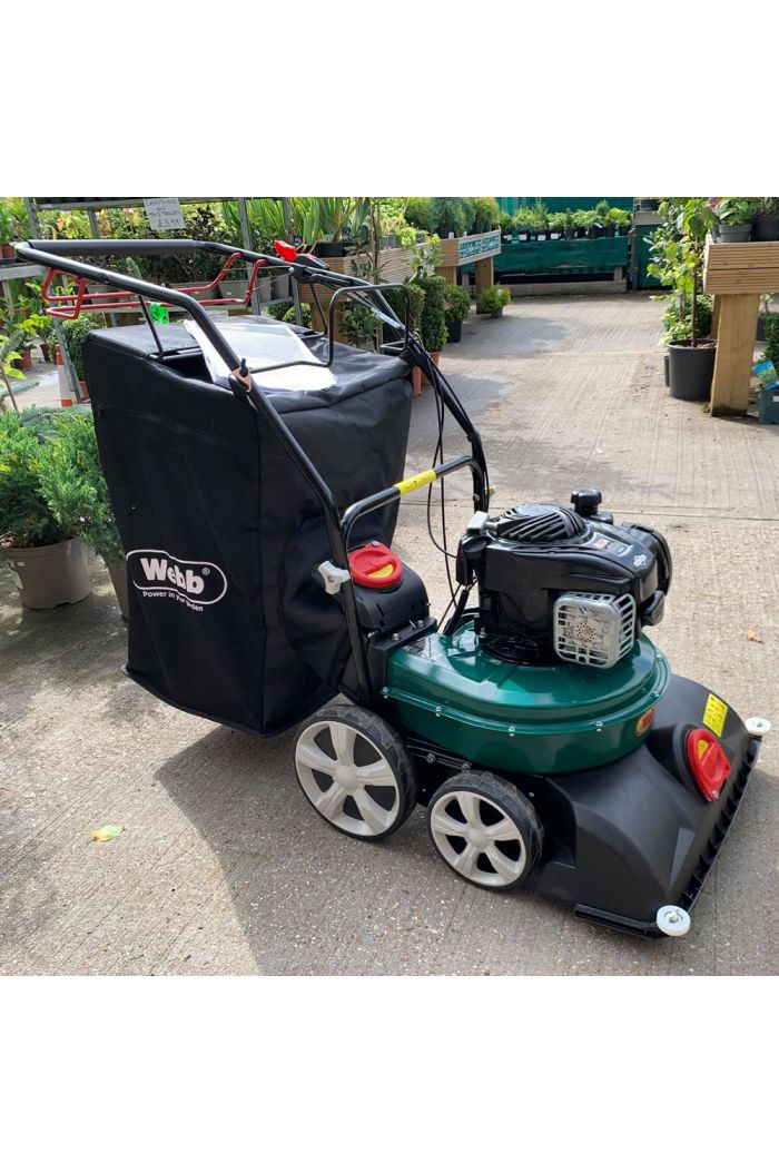 Wheeled Garden Vacuums. Pro Outdoor Lawn and Litter Vacs